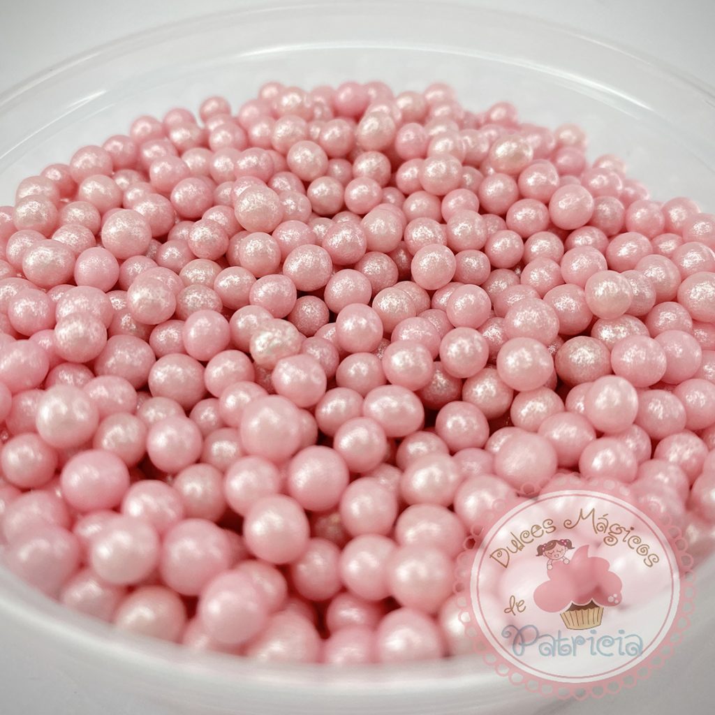 Cristales de azúcar y perlas para decorar, repostería creativa.