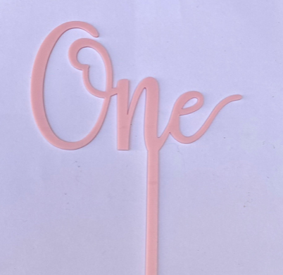 Topper decoración tartas One en color rosa mate.